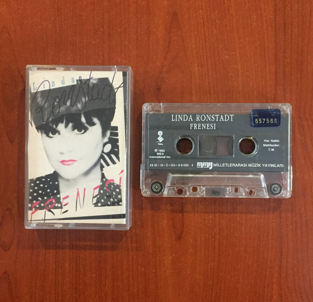 Linda Ronstadt / Frenesi, Kaset – Vintage Records