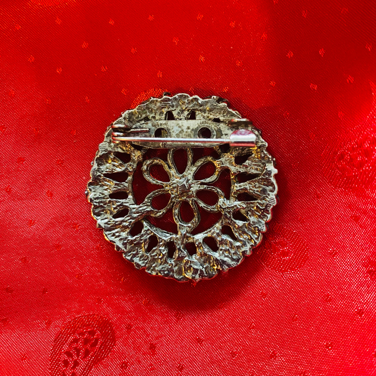 Broş 25 – Vintage Records